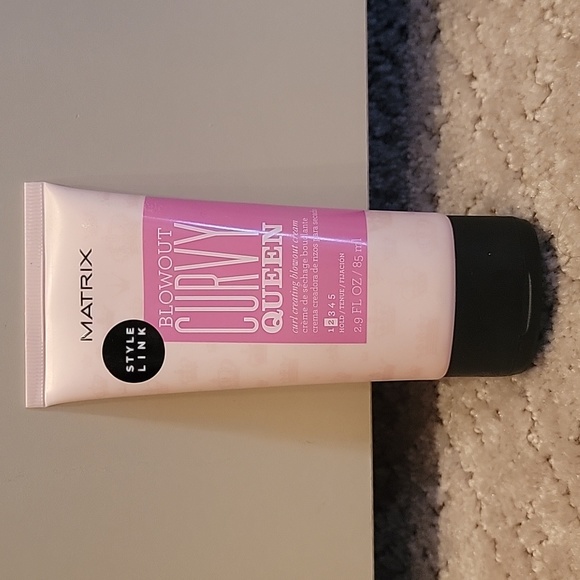 Matix | Hair | Matrix Curvy Queen Blow Out Cream | Poshmark